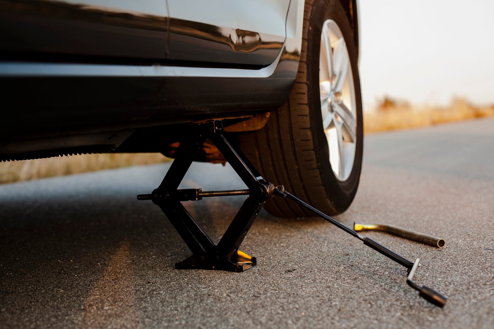 LTS Road Safety #1 Wheel Chocks Manufacturer & Supplier in Delhi, India